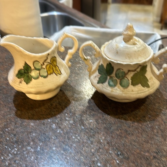 Metlox | Dining | Vintage Vernon Ware By Metlox Vineyard Creamer And ...